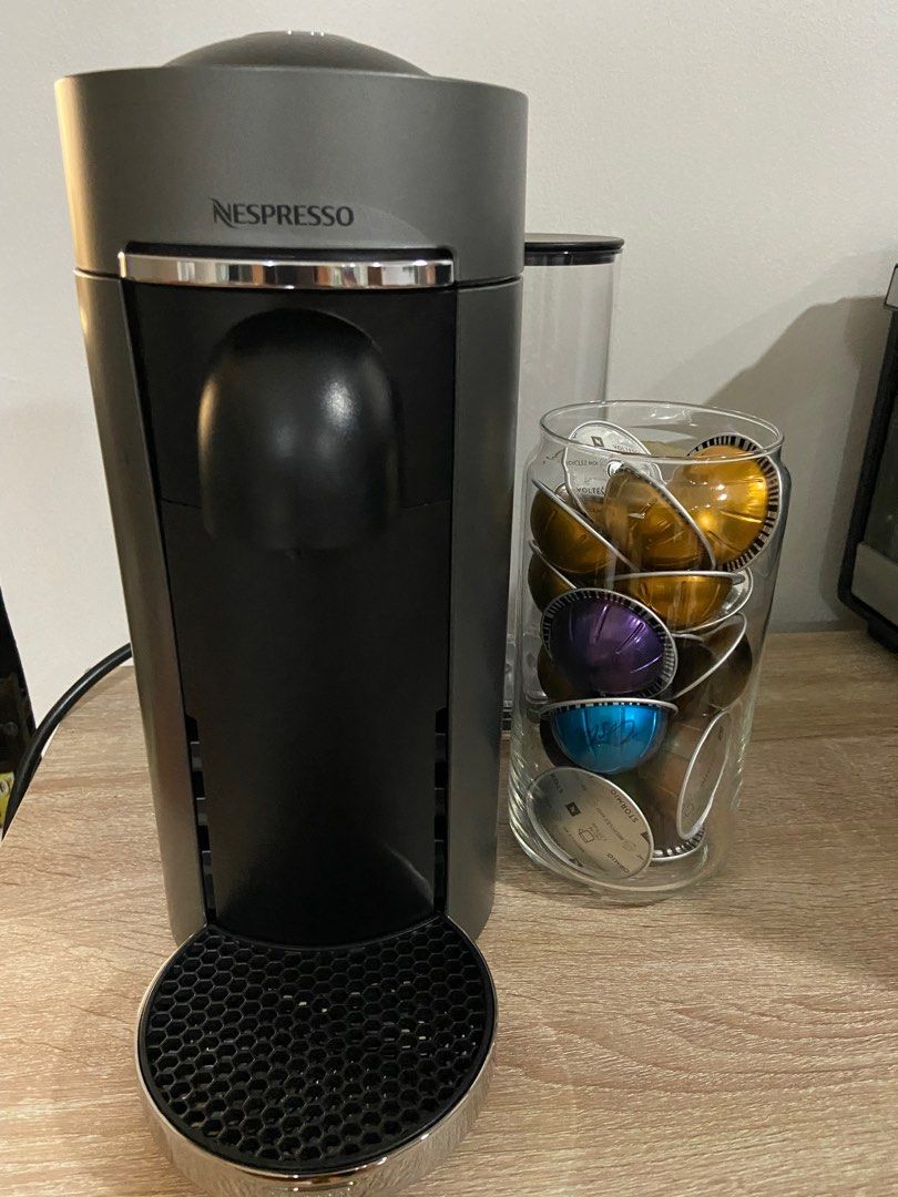Nespresso Delonghi Vertuo Plus, TV & Home Appliances, Kitchen ...