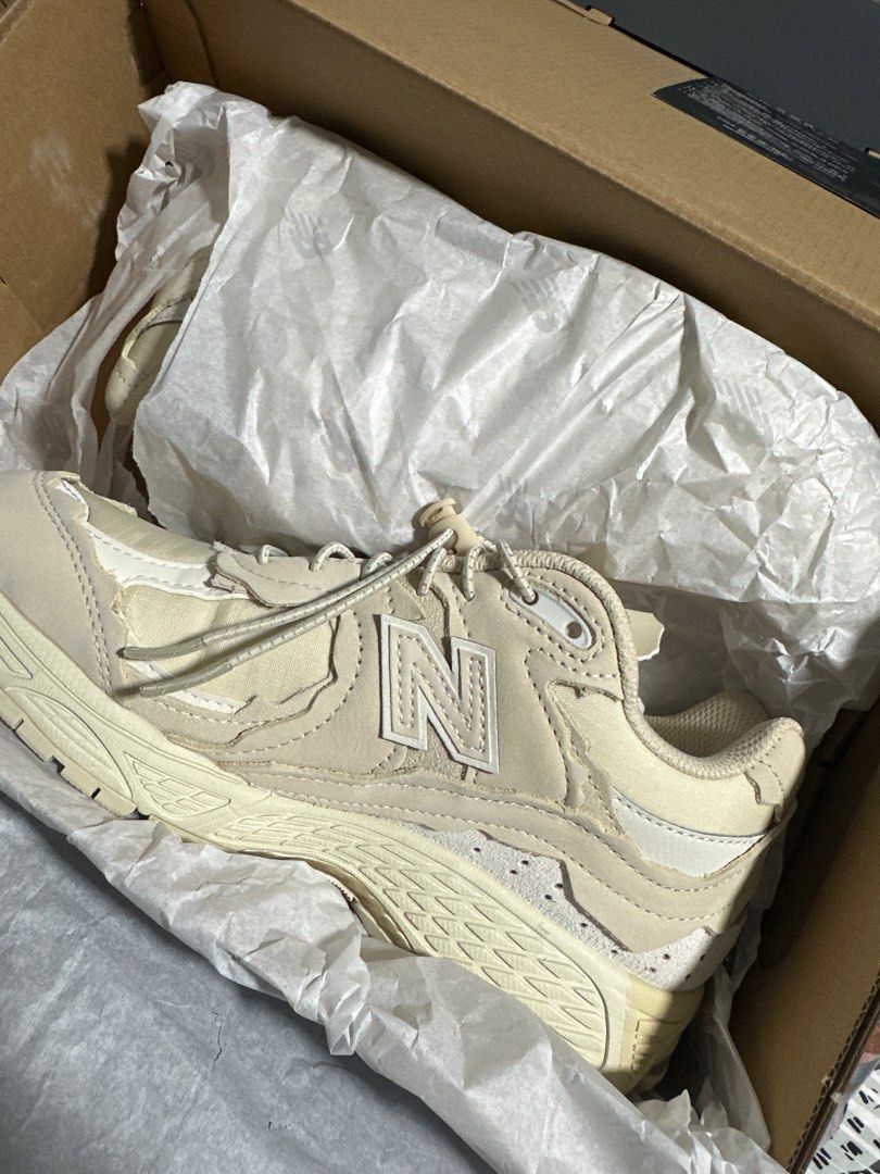 New Balance 2002R 'Protection Pack - Sandstone' M2002RDQ, Women's ...