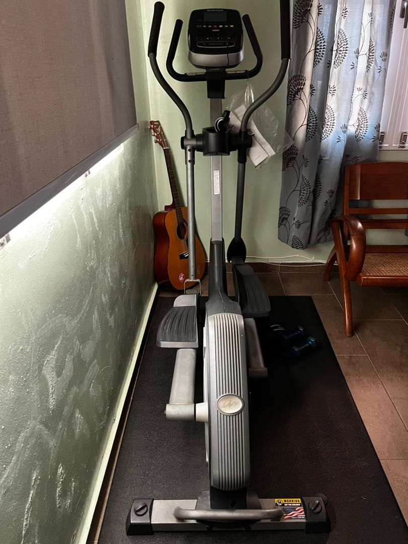 NordicTrack E9.2 Elliptical, Sports Equipment, Exercise & Fitness ...