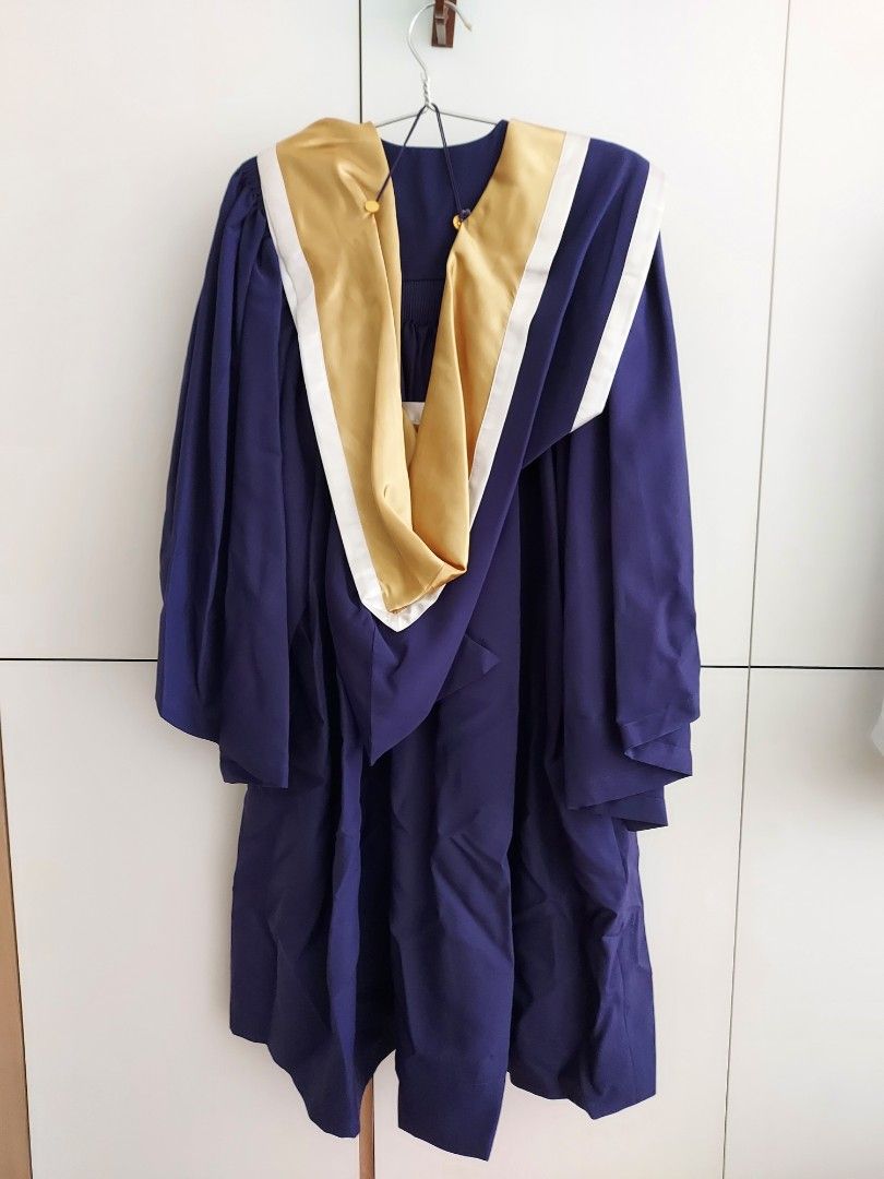 NUS Engineering Graduation Gown with sash and mortar hat, Men's Fashion ...