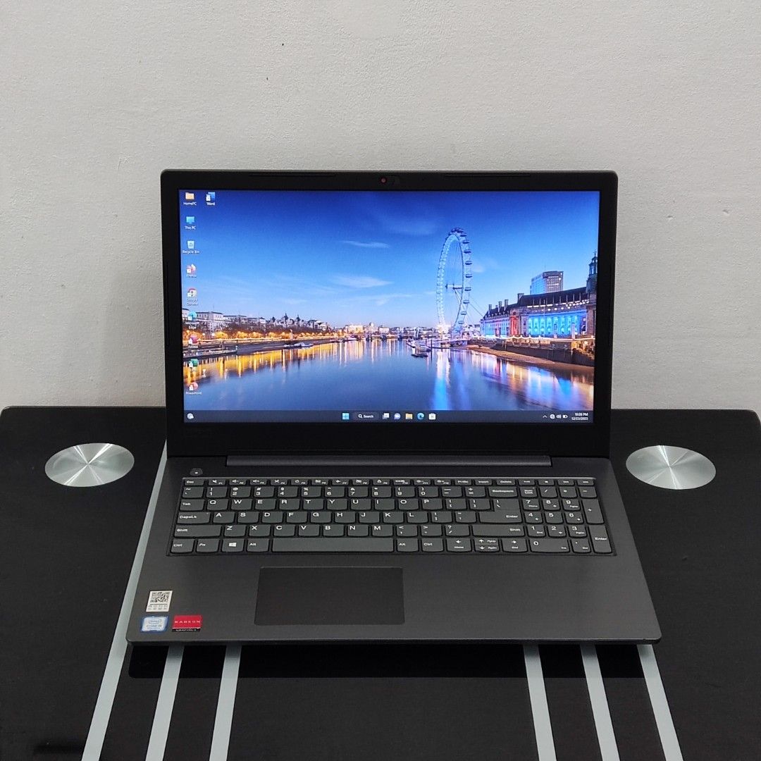 RUSH! LENOVO IDEAPAD I5 8TH GEN 8GB RAM 256GB SSD 2GB AMD RADEON Video ...