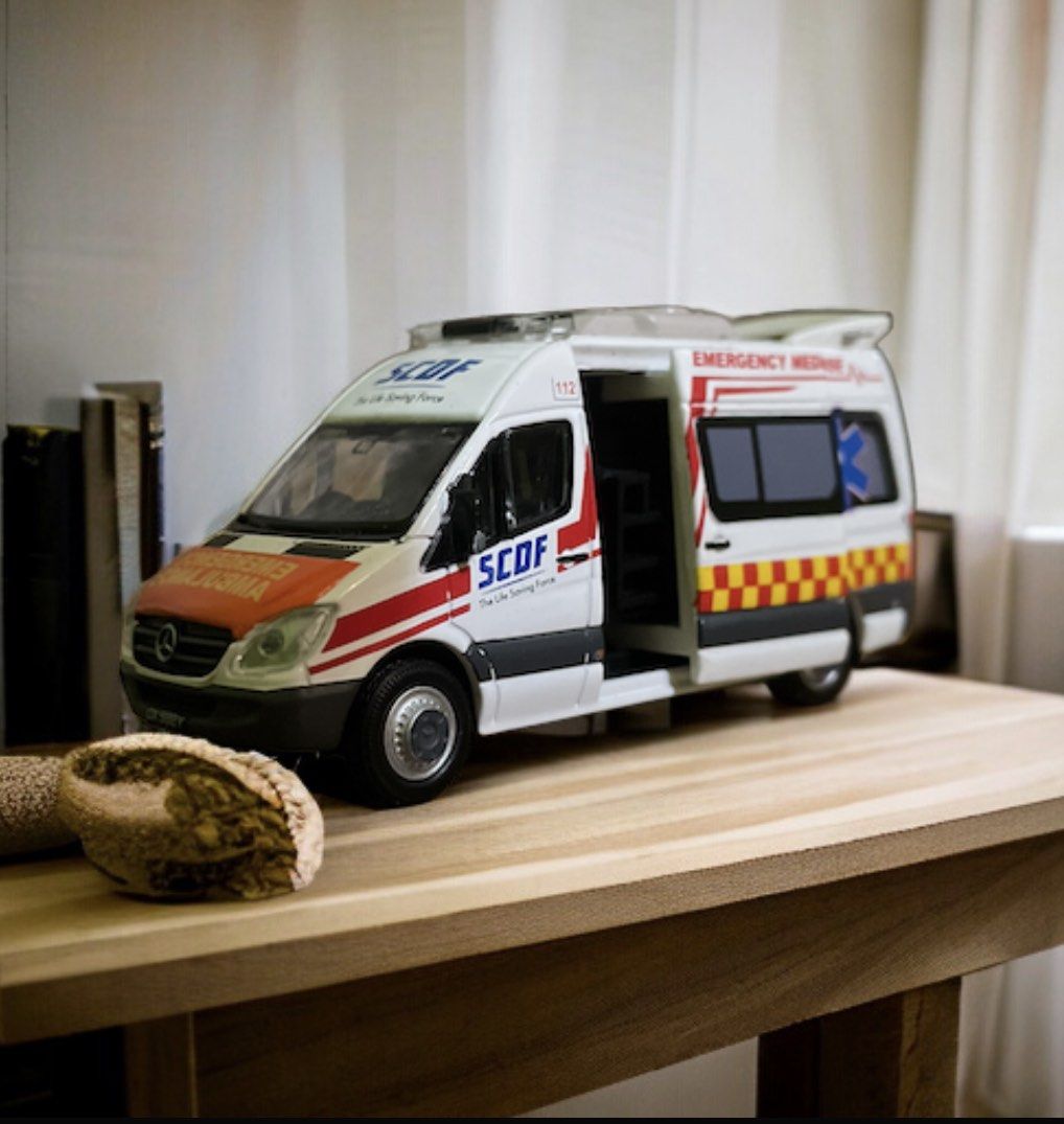SCDF Ambulance - Mercedes-Benz Sprinter, Hobbies & Toys, Memorabilia ...