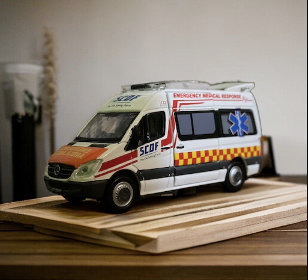 SCDF Ambulance - Mercedes-Benz Sprinter, Hobbies & Toys, Memorabilia ...