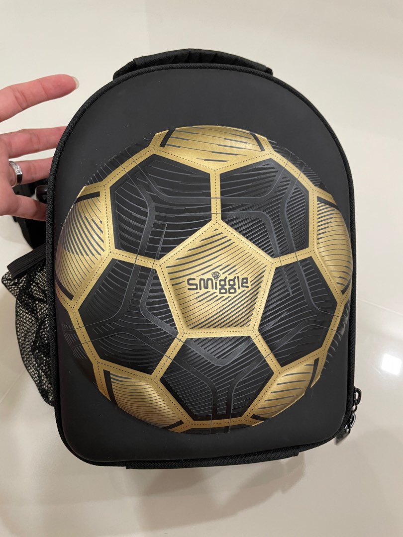 Smiggle lunch bag with strap (football), Hobbies & Toys, Stationery ...