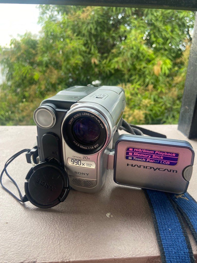 Sony Handycam (UNTESTED), Photography, Cameras on Carousell