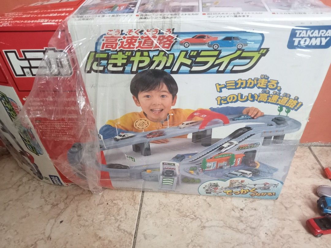 TAKARA TOMY HIGHWAY, Hobbies & Toys, Toys & Games on Carousell