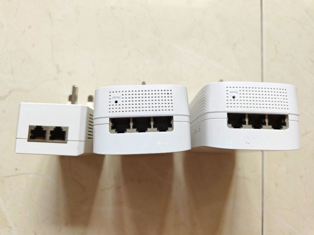 TP-Link AV500 Powerline Adapter and WiFi Extenders, Computers & Tech ...
