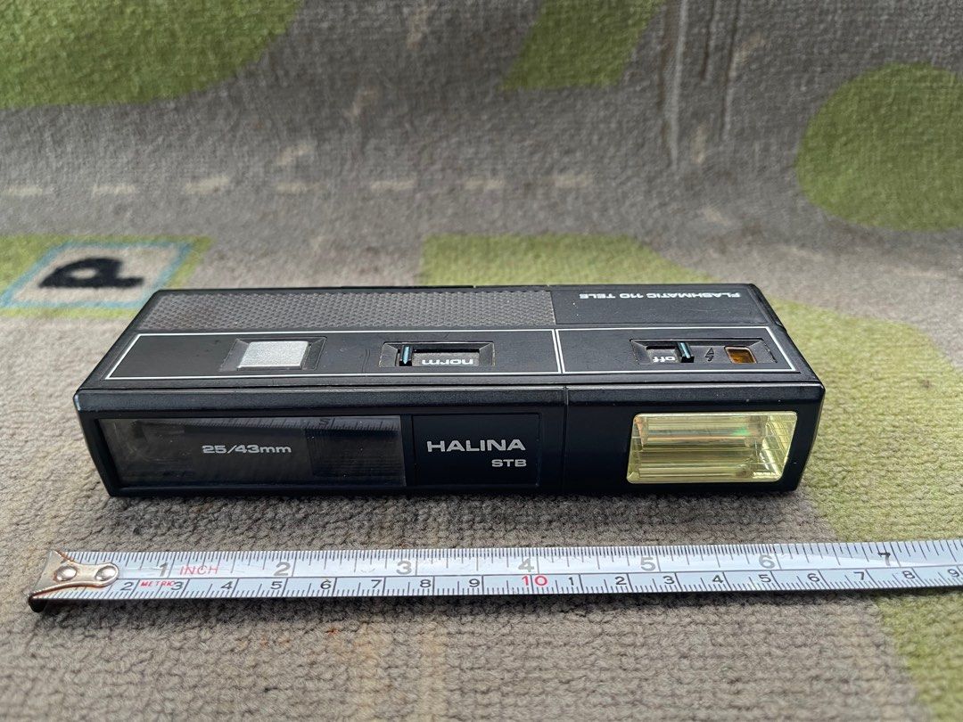 Vintage Halina Manual Film Camera AS IS, Photography, Cameras on Carousell