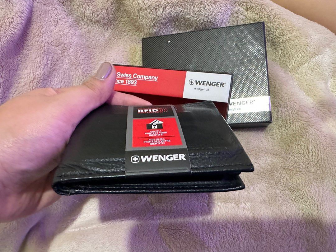 Wenger Bifold Wallet with RFID Protection, Men's Fashion, Watches ...