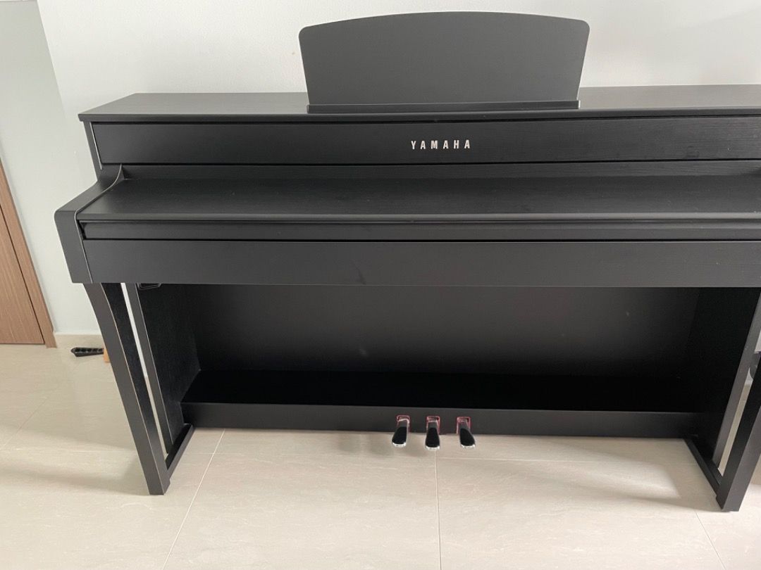 Yamaha Clarinova CLP-635B Digital Piano, Hobbies & Toys, Music & Media, Musical Instruments on ...