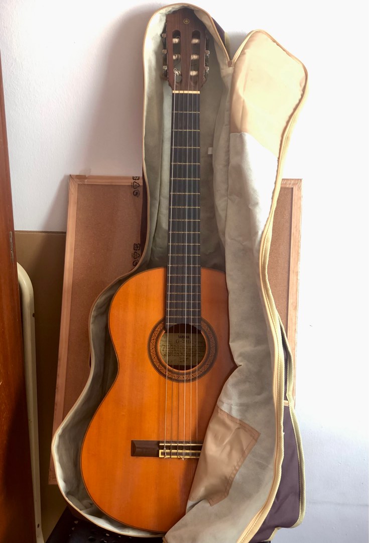 Yamaha G-231 II acoustic guitar with guitar bag, Hobbies & Toys, Music & Media, Musical ...