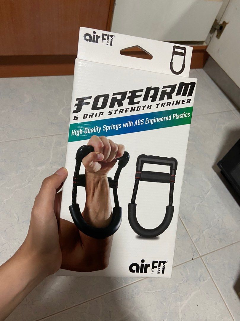 airfit forearm and grip strength trainer, Sports Equipment, Exercise ...