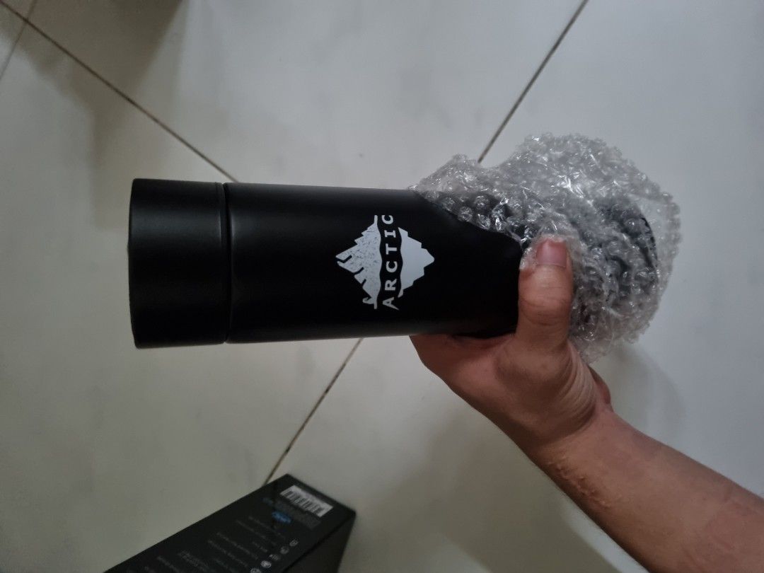 Arctic smart flask, Furniture & Home Living, Kitchenware & Tableware ...