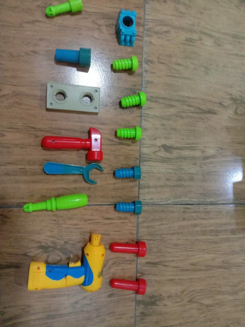 Baby Looney Tunes Tool Truck for sale, Hobbies & Toys, Toys & Games on ...