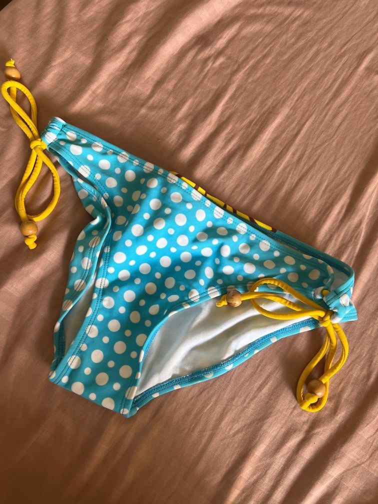 Blue polka dot bikini, Women's Fashion, Swimwear, Bikinis & Swimsuits on Carousell