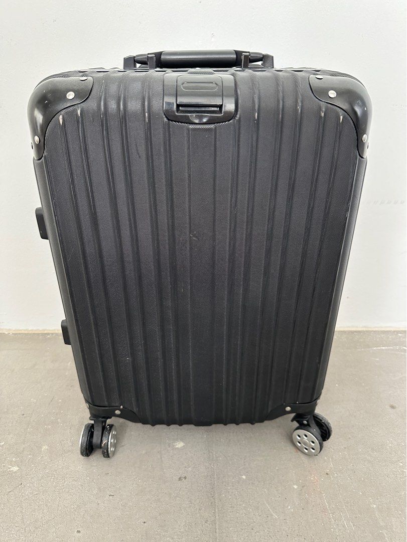 Cabin Luggage 20 inch, Hobbies & Toys, Travel, Luggage on Carousell