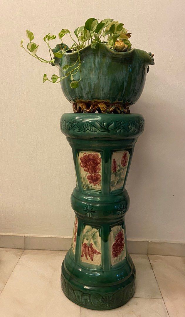 Ceramic vintage stand and flower pot / fountain, Furniture & Home ...