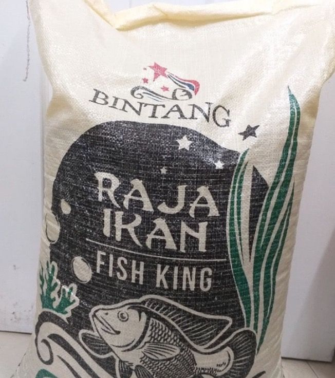 DEDAK PALLET E8 MANCING KOLAM (1 KG), Pet Supplies, Pet Food on Carousell