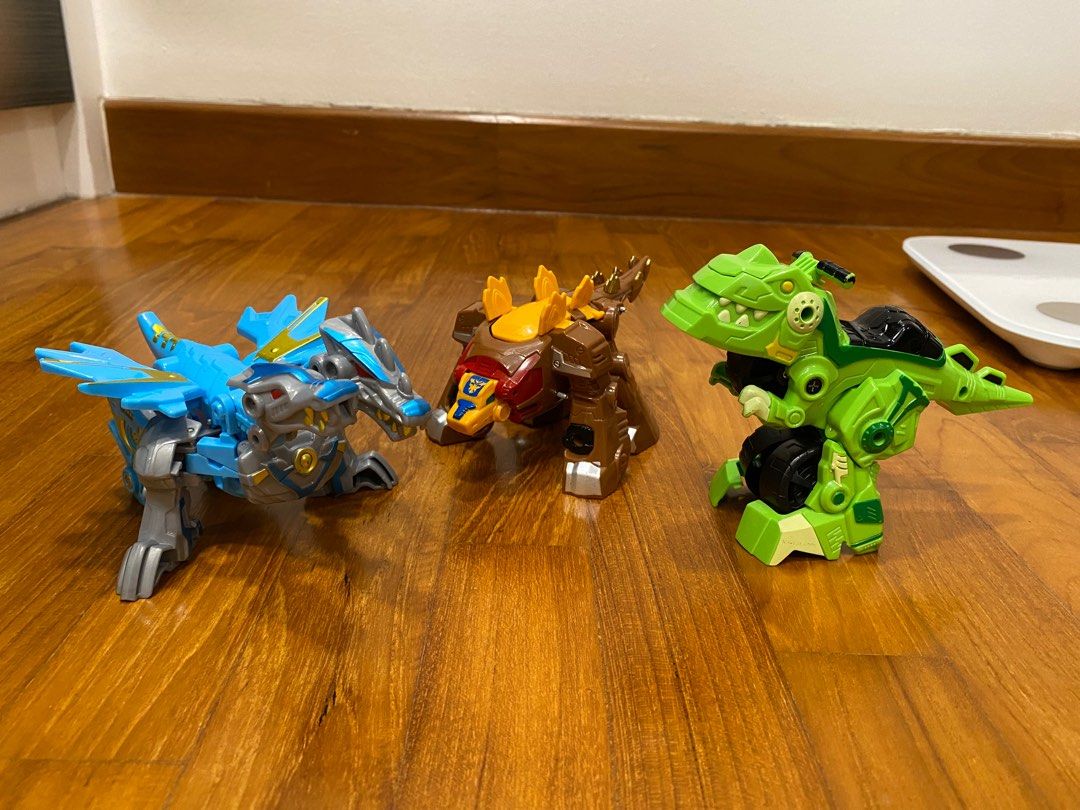 Dinosaur transformer bot, Hobbies & Toys, Toys & Games on Carousell