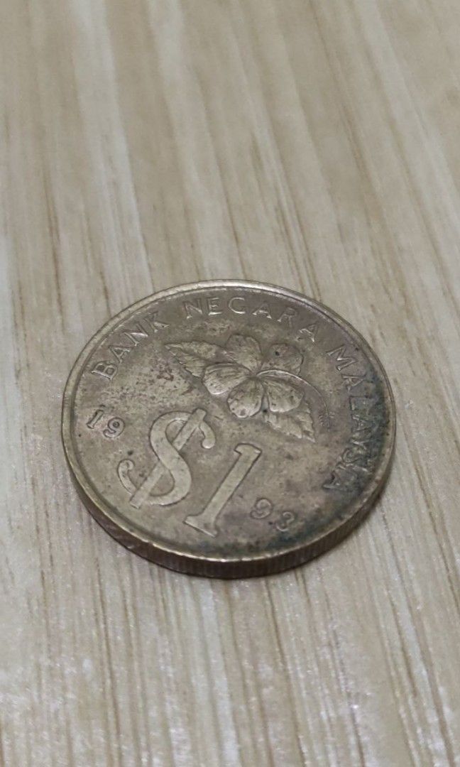 Duit Syiling Lama 1 Ringgit Malaysia Tahun 1993 / Old Coin 1 Ringgit ...