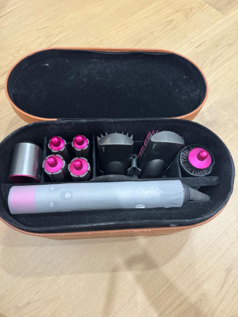 Dyson Airwrap Gen 1 complete set, Beauty & Personal Care, Hair on Carousell