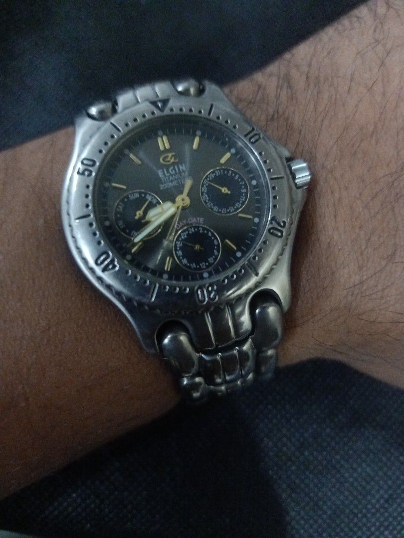 Elgin titanium Quartz, Men's Fashion, Watches & Accessories, Watches on ...