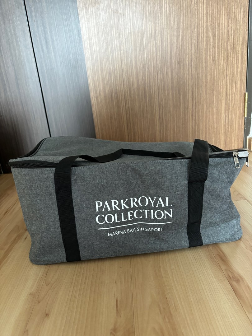 FOC: Large Thermal Bag, Food & Drinks, Chilled & Frozen Food on Carousell