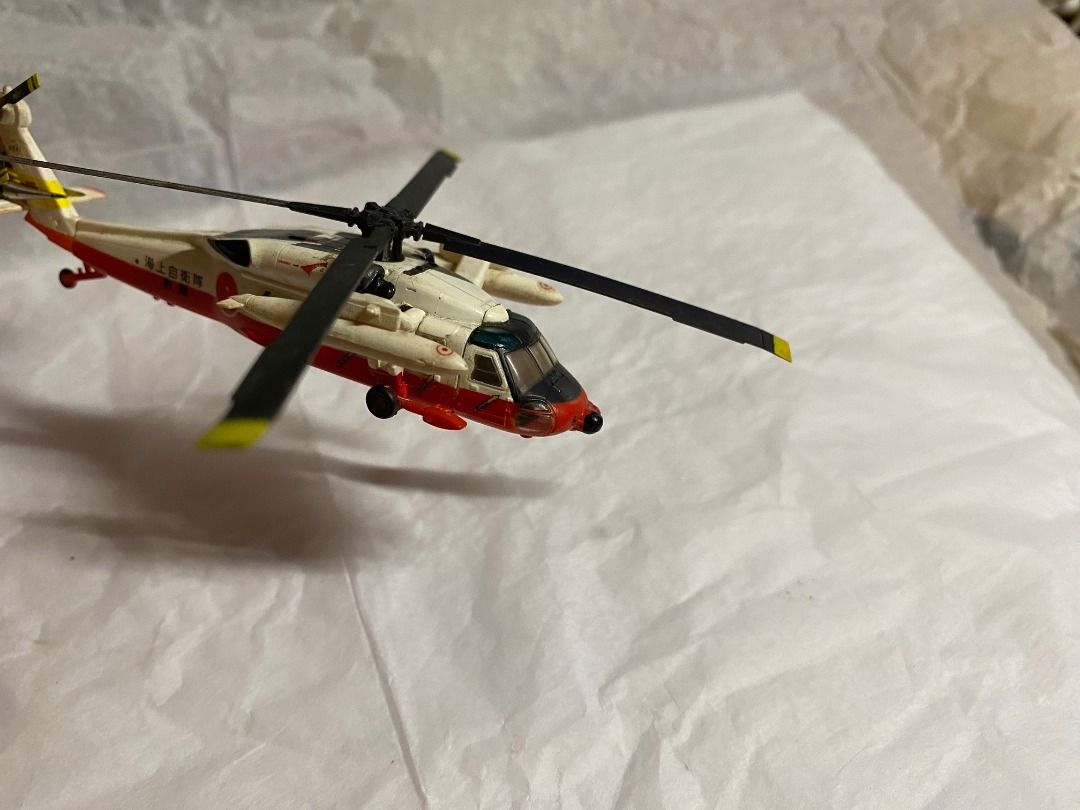 F-Toys: Heliborne Collection 3 - UH-60 (JSDF Sikorsky UH-60 Blackhawk ...
