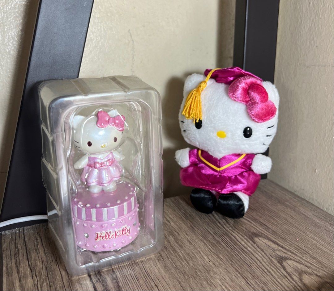 Hello Kitty Plush and Trinket Case, Furniture & Home Living, Home Decor ...