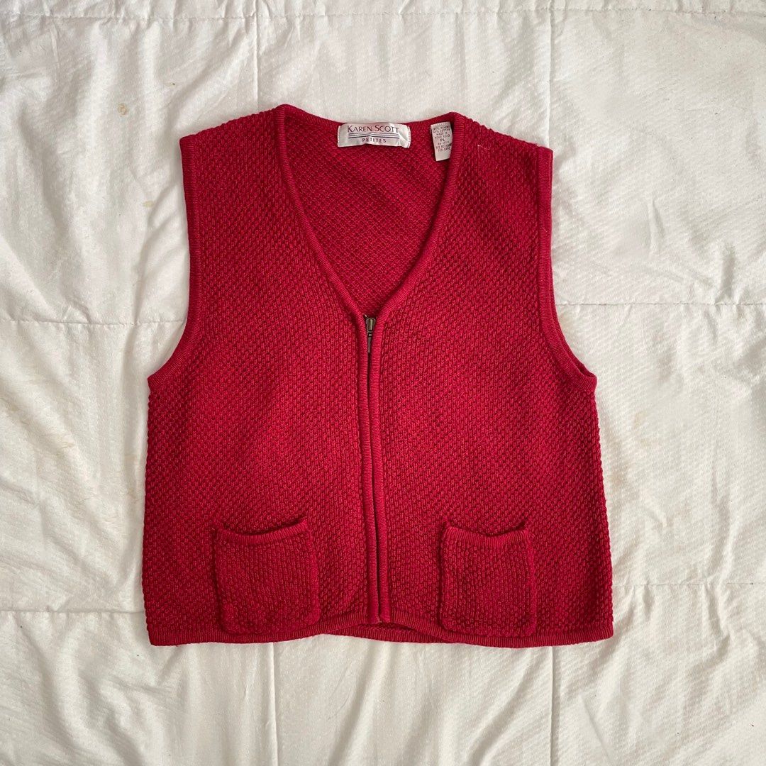 HQ Red Zip Textured Vest, Men's Fashion, Tops & Sets, Vests on Carousell