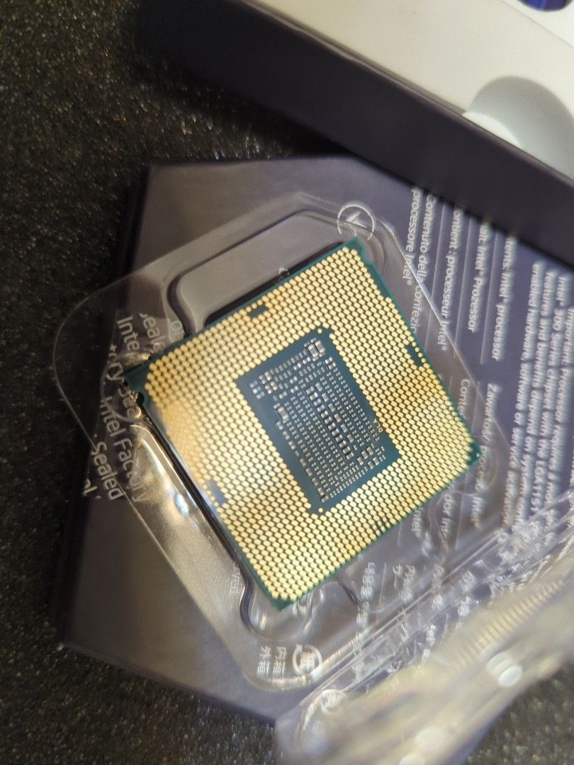 Intel CPU i9 9900k, 電腦＆科技, 桌上電腦 - Carousell