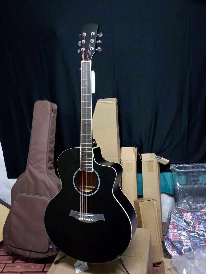 JF 41 guitar acoustic New gitar akustik hitam siap setup, Hobbies ...