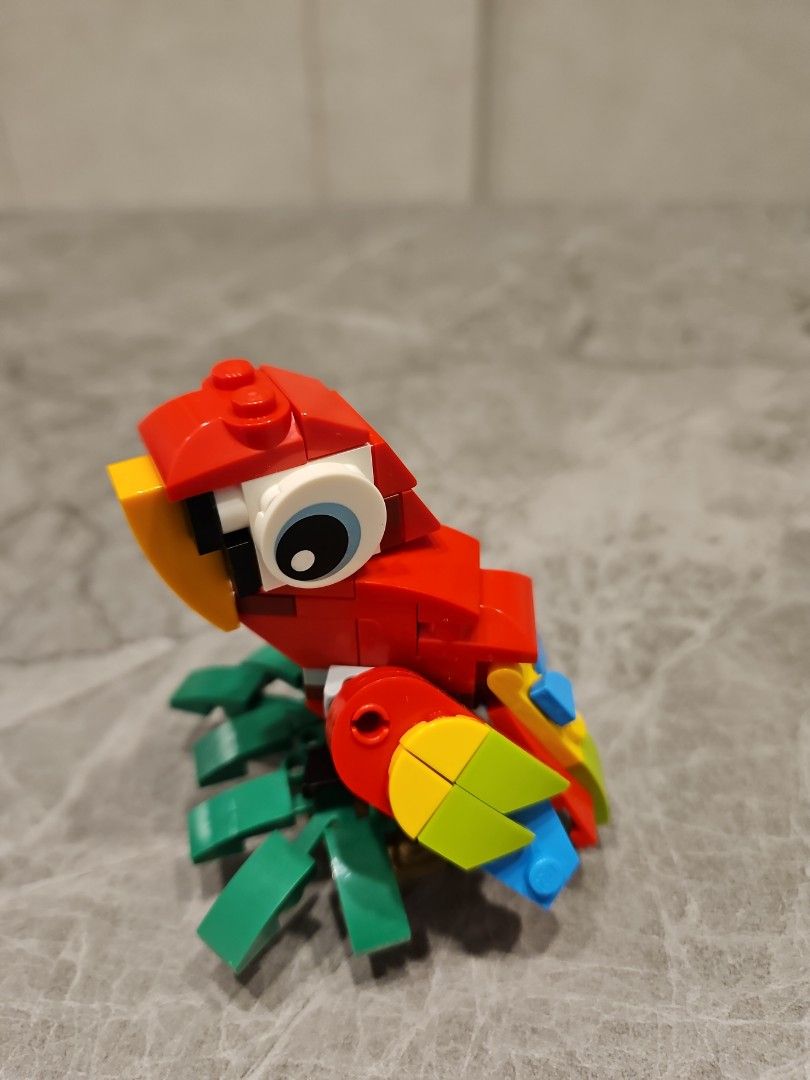 Lego Tropical Parrot, Hobbies & Toys, Toys & Games on Carousell
