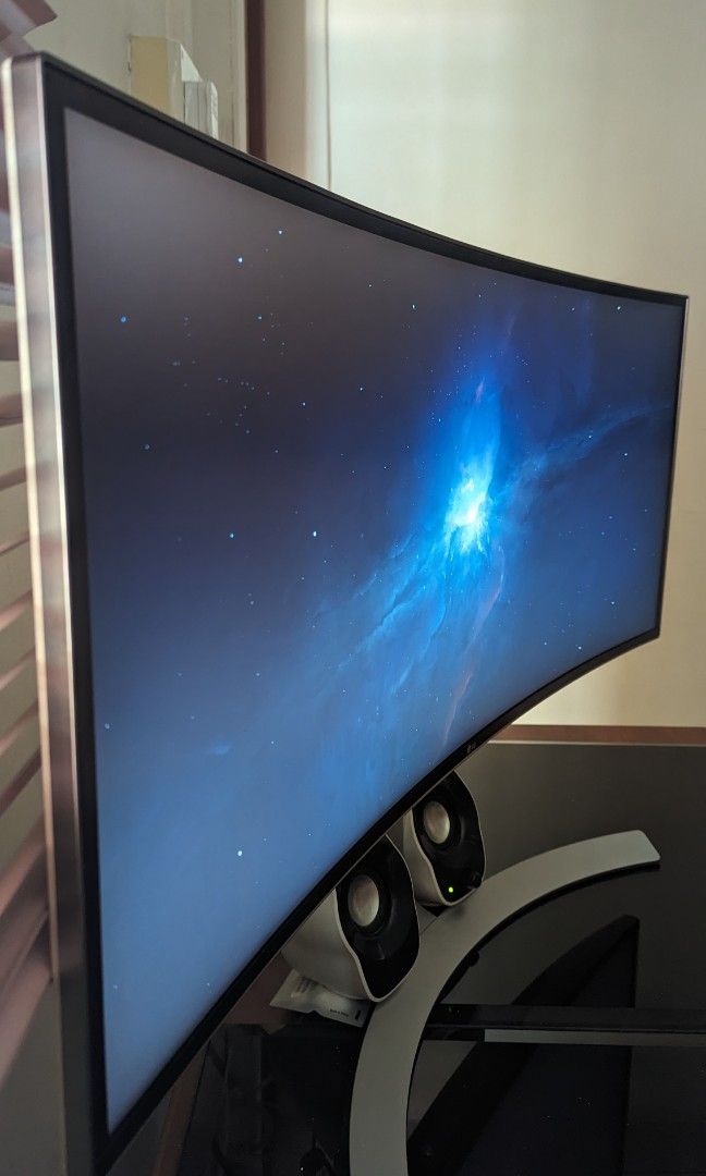 LG 34UC98 Ultrawide WQHD IPS Curved Gaming Monitor with FREEBIES ...
