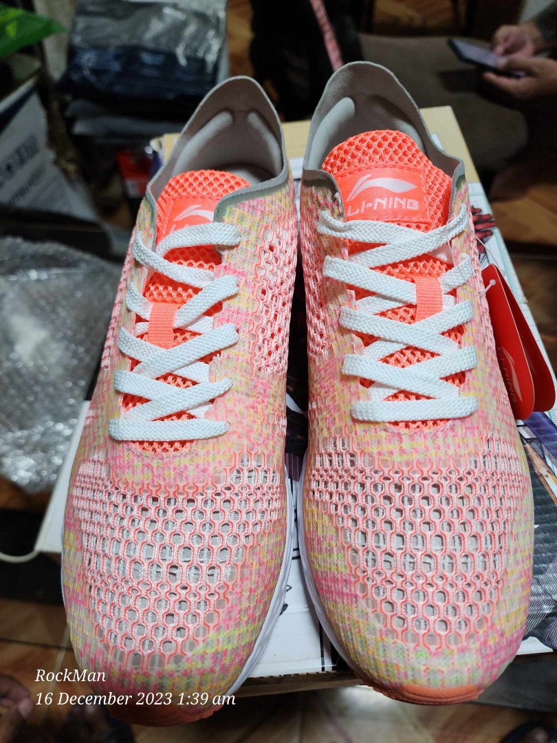 Li-Ning Womens Shoes, Women's Fashion, Footwear, Sneakers on Carousell