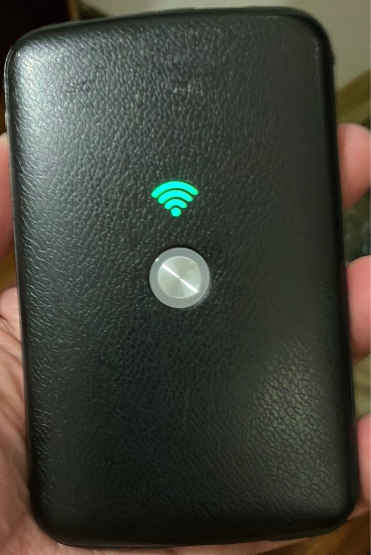 Pokefi SmartGo 4G LTE Pocket WiFi Global Roam, Mobile Phones & Gadgets, Other Gadgets on Carousell