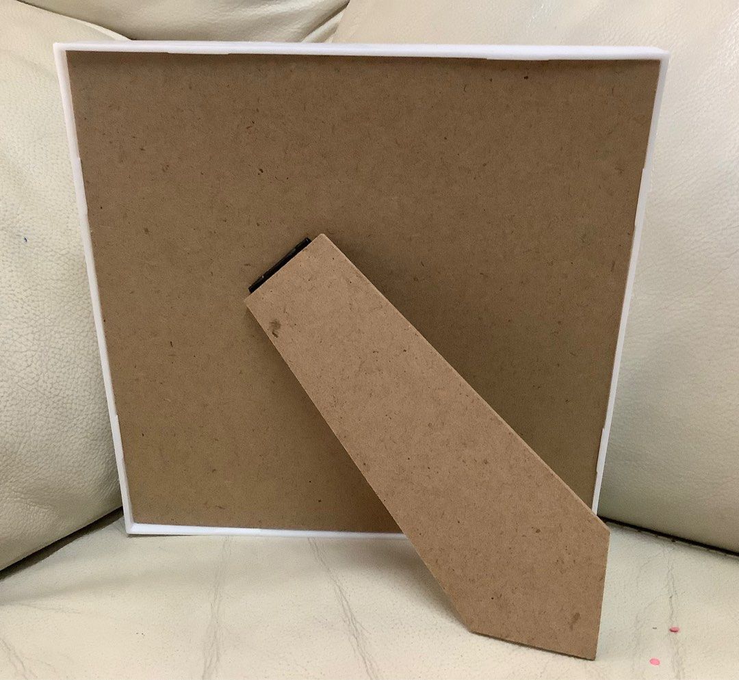 Sanrio my melody picture frame, 傢俬＆家居, 家居裝飾, 相架畫作 - Carousell