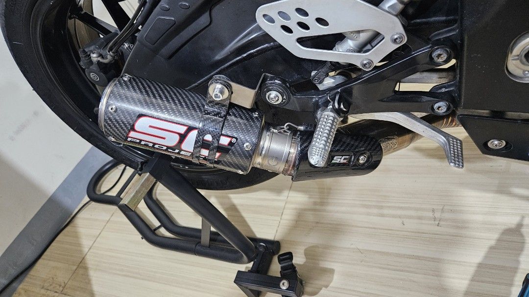 SC Project Carbon Titanium, Motorbikes, Motorbike Parts & Accessories ...