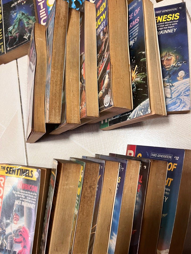 Set of 21 Robotech Books, Hobbies & Toys, Books & Magazines, Fiction ...