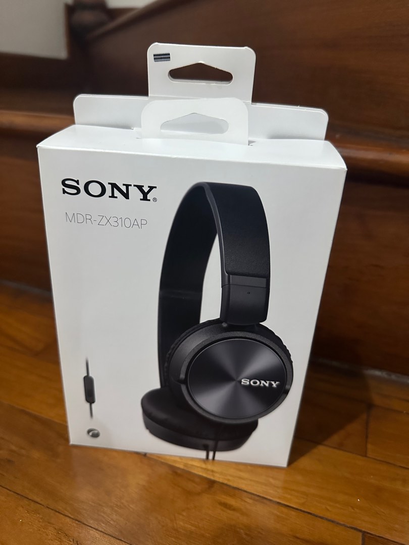 Sony headphone, Audio, Headphones & Headsets on Carousell