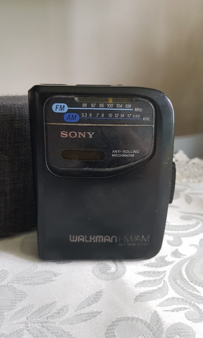 Sony Walkman WM-FX111 FM AM Radio Cassette Tape Player Rare Retro ...