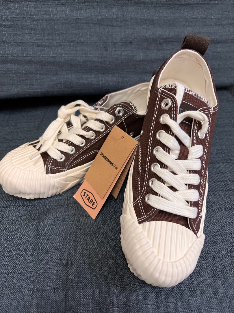 STARE SHOES, 女裝, 鞋, 波鞋 - Carousell