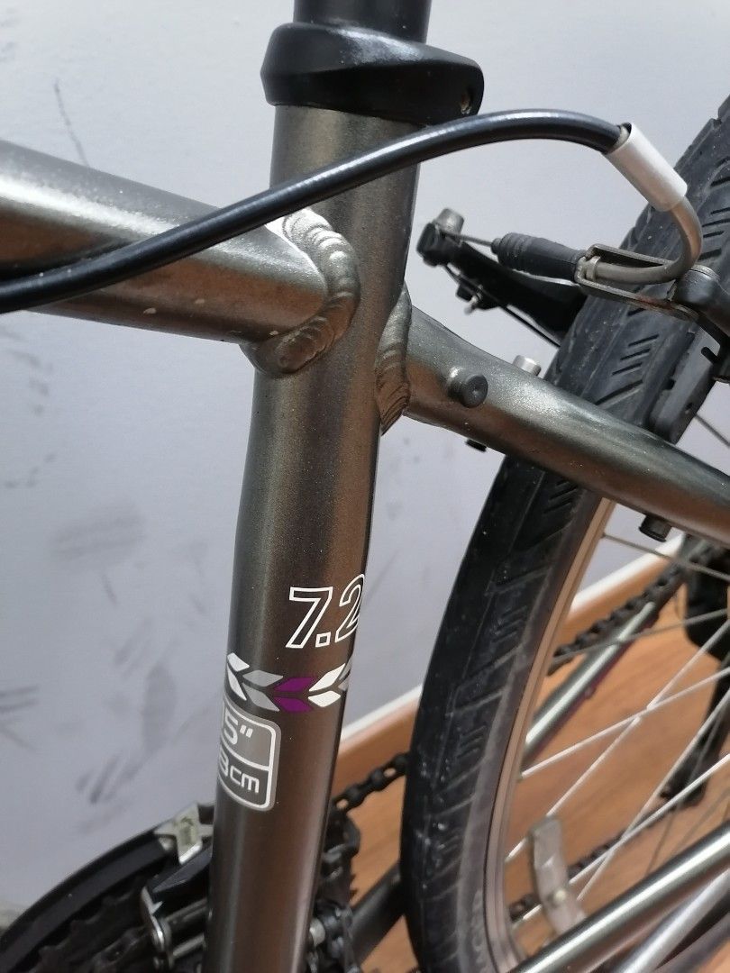 Trek Seven.Two hybrid, good conditon with warranty, Sports Equipment ...