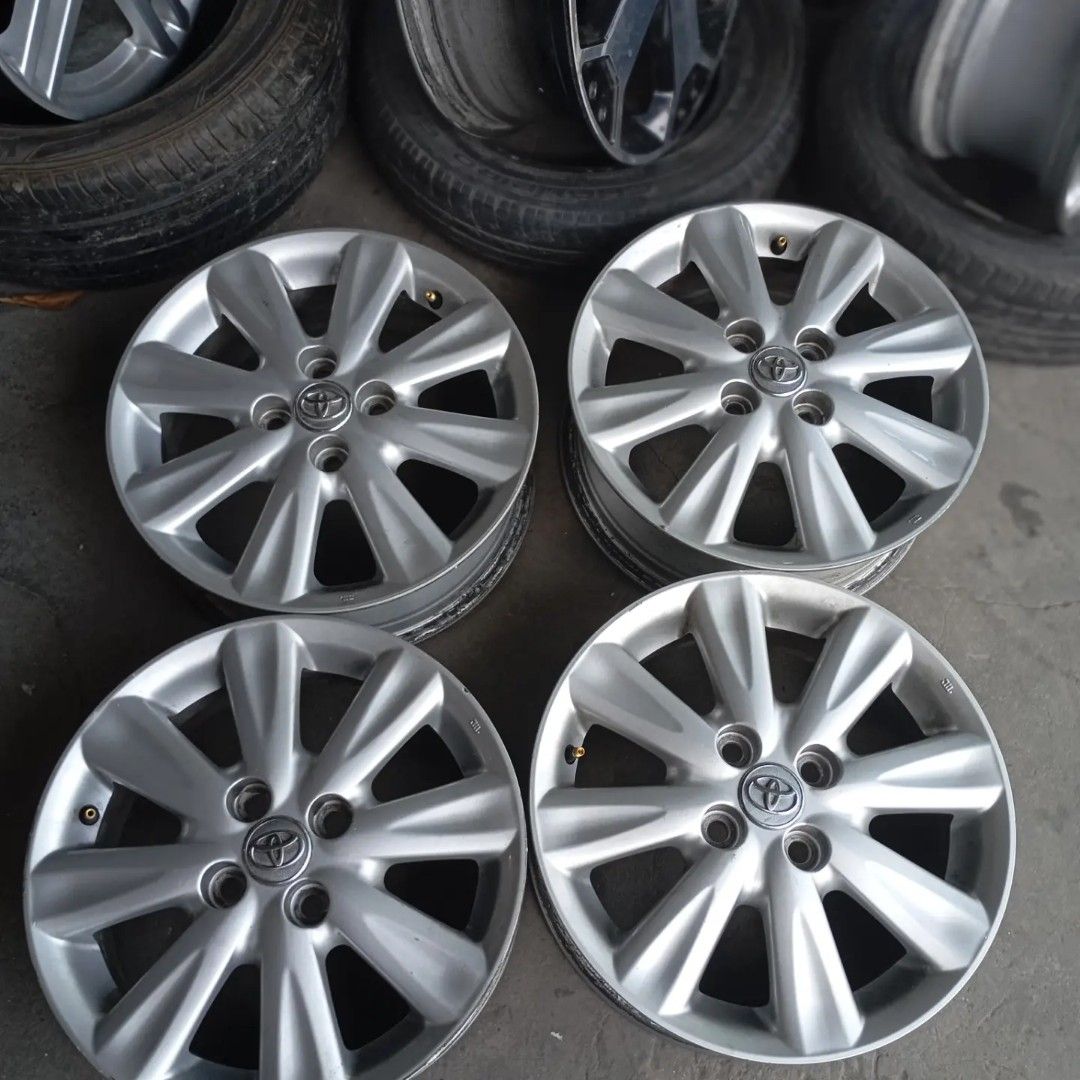 Velg Mobil oem original Toyota Yaris Bakpao, Aksesoris Mobil di Carousell