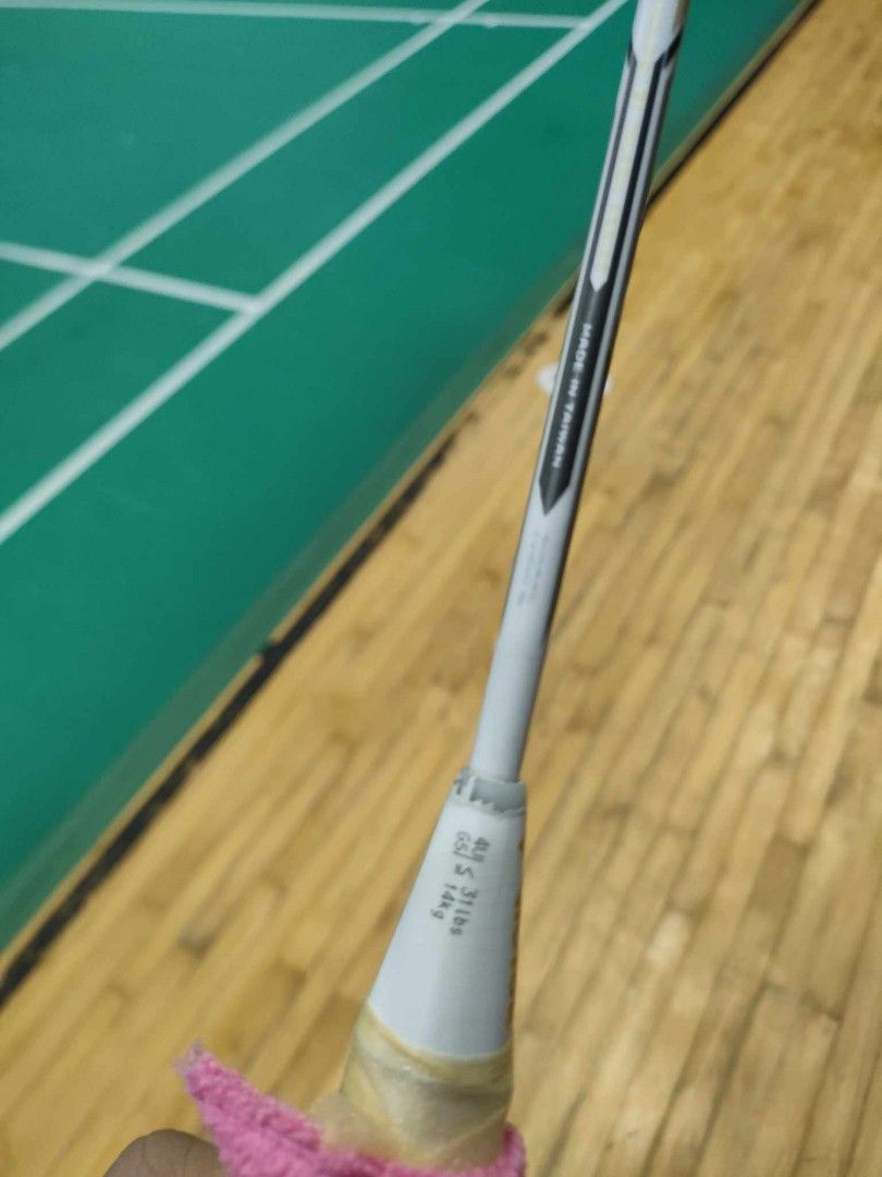 Victor thruster f claw, Sports Equipment, Sports & Games, Racket & Ball ...