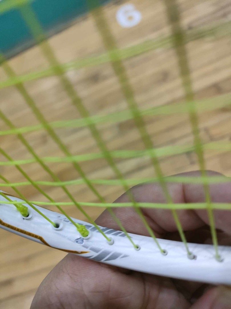 Victor thruster f claw, Sports Equipment, Sports & Games, Racket & Ball ...