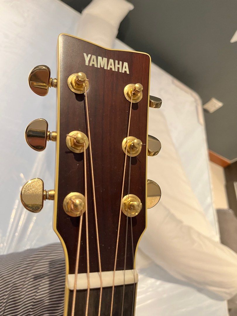 Yamaha LL16 ARE Acoustic Guitar, Hobbies & Toys, Music & Media, Musical ...