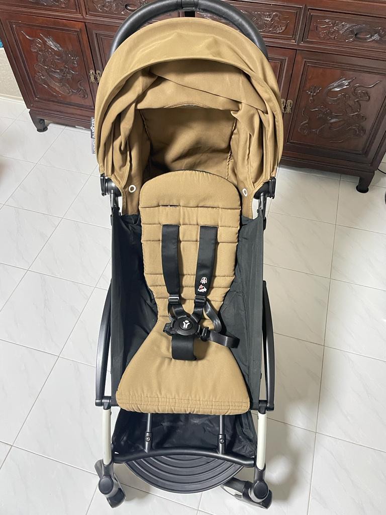 Yoyo 2 strollers, Babies & Kids, Going Out, Strollers on Carousell