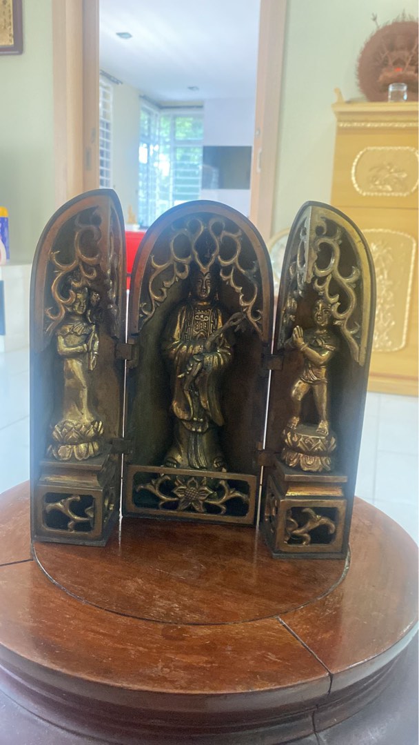 zuo yu shou guan yin( can be closed as shown in pics), Luxury ...