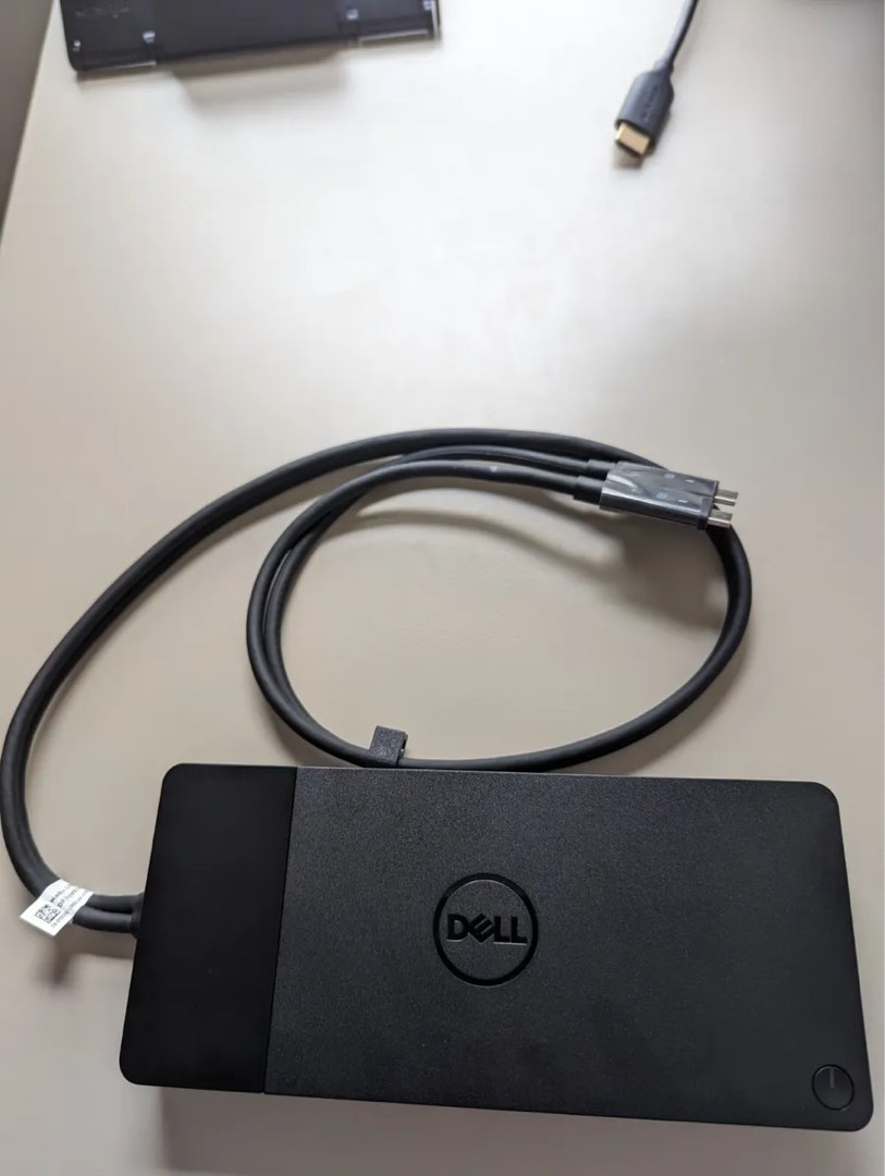 2x Dell dual Usb c docking station WD19DCS, Computers & Tech, Parts ...
